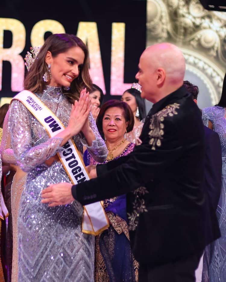 Universal Woman Pageant